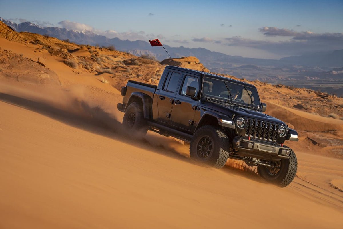 (2020 JEEP GLADIATOR) Fox Racing Shocks 3.0 Factory Race Series Bypass ...